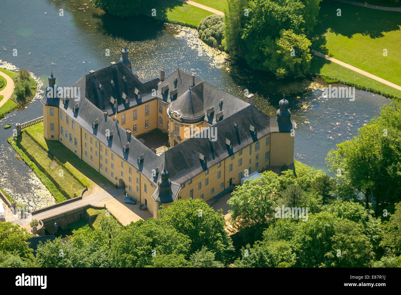 Schloss dyck hi-res stock photography and images - Alamy