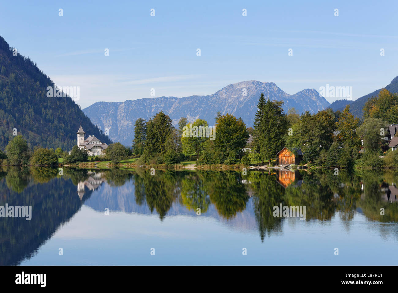 Schloss Grundlsee Castle, Grundlsee Lake, Ausseerland region ...