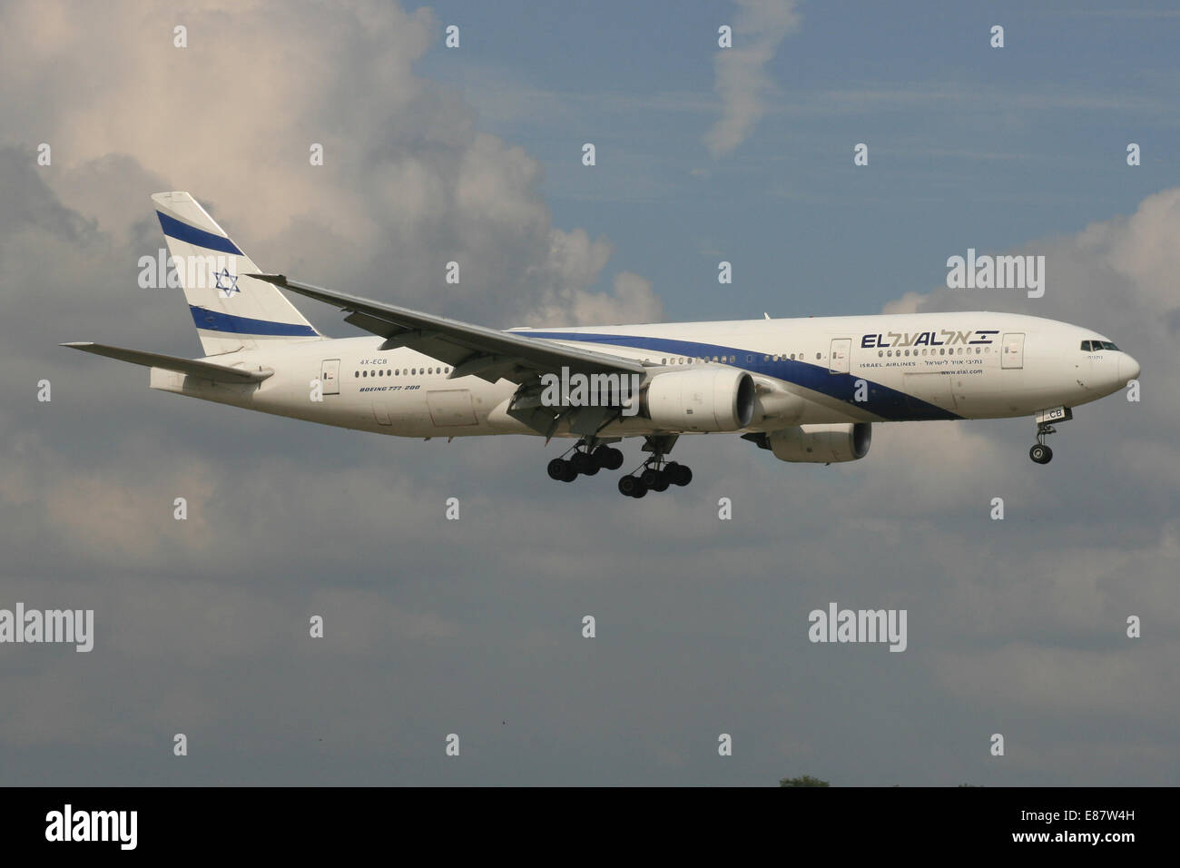 El al boeing 777 hi-res stock photography and images - Alamy