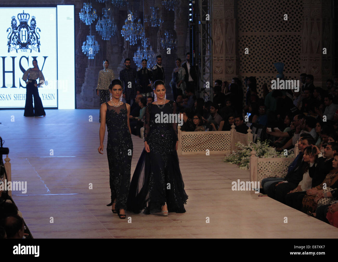 Pakistan fashion design council hi-res stock photography and images - Alamy
