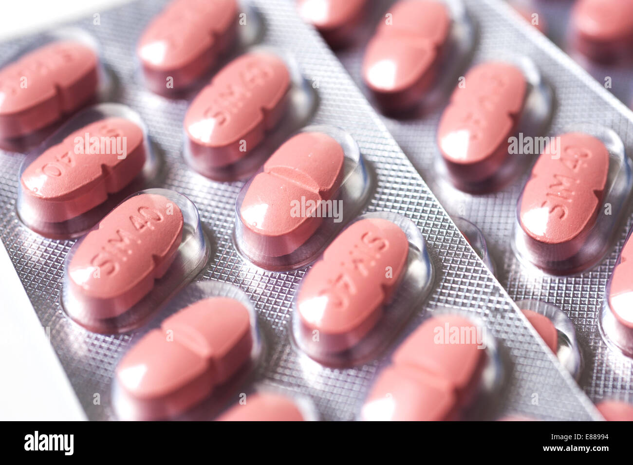 Packs of Statins tablets on a white background Stock Photo - Alamy