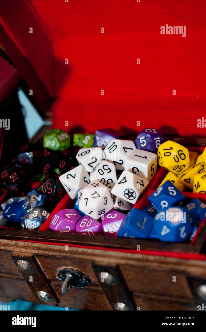 Dice pyramid hi-res stock photography and images - Alamy