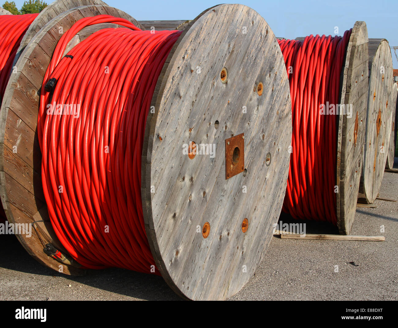 Ifa High-Voltage Power Cable Fire at Darcy Ryan blog