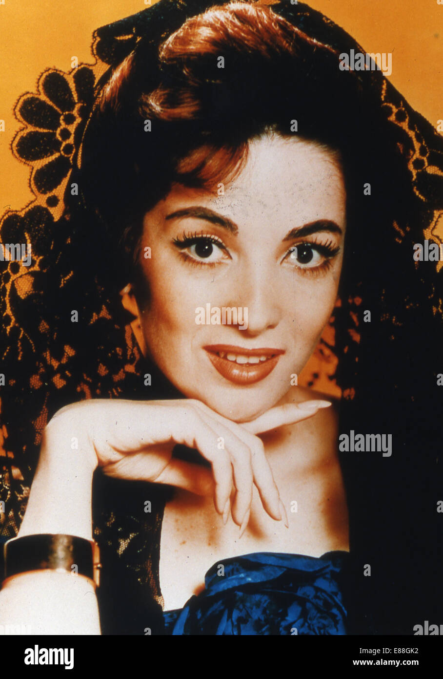 Linda cristal hi-res stock photography and images - Alamy