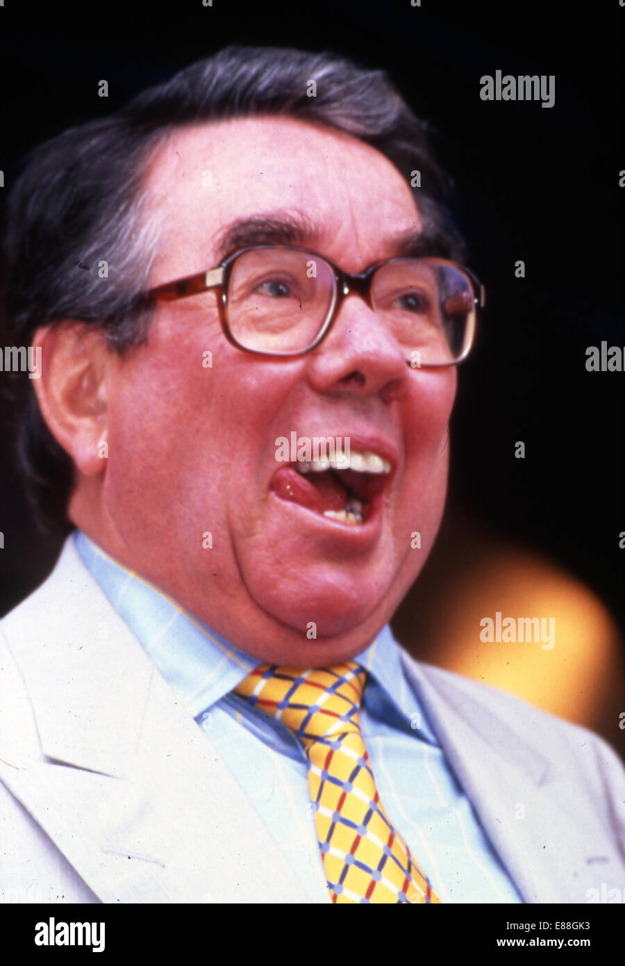 Ronnie corbett scottish actor comedian hi-res stock photography and ...