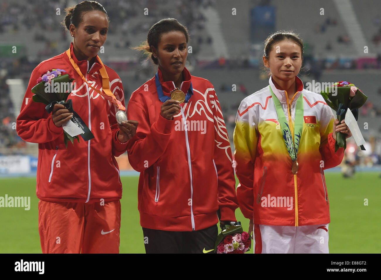 Maryam jamal of bahrain hi-res stock photography and images - Alamy