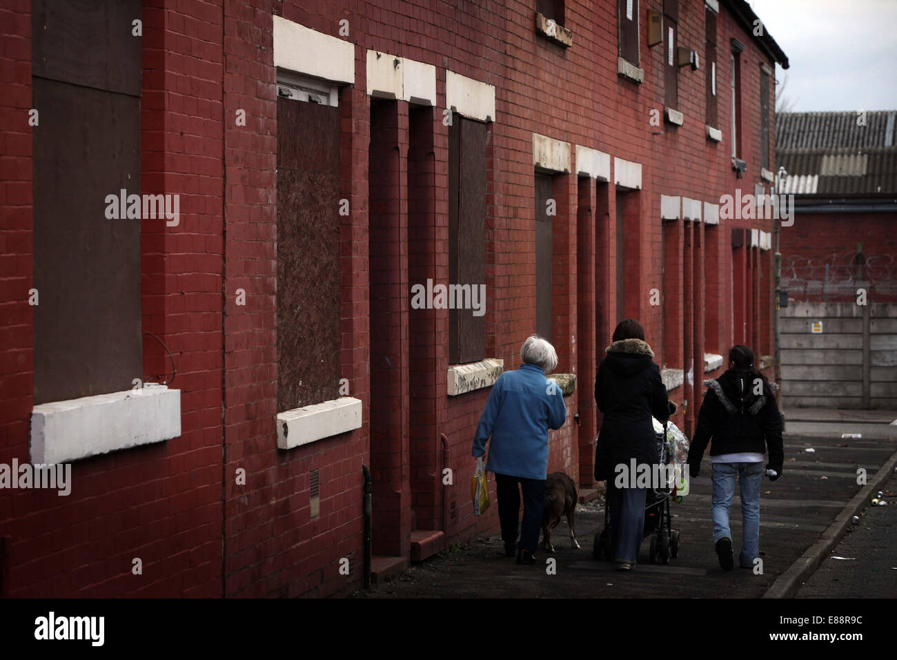 Uk slums hi-res stock photography and images - Alamy