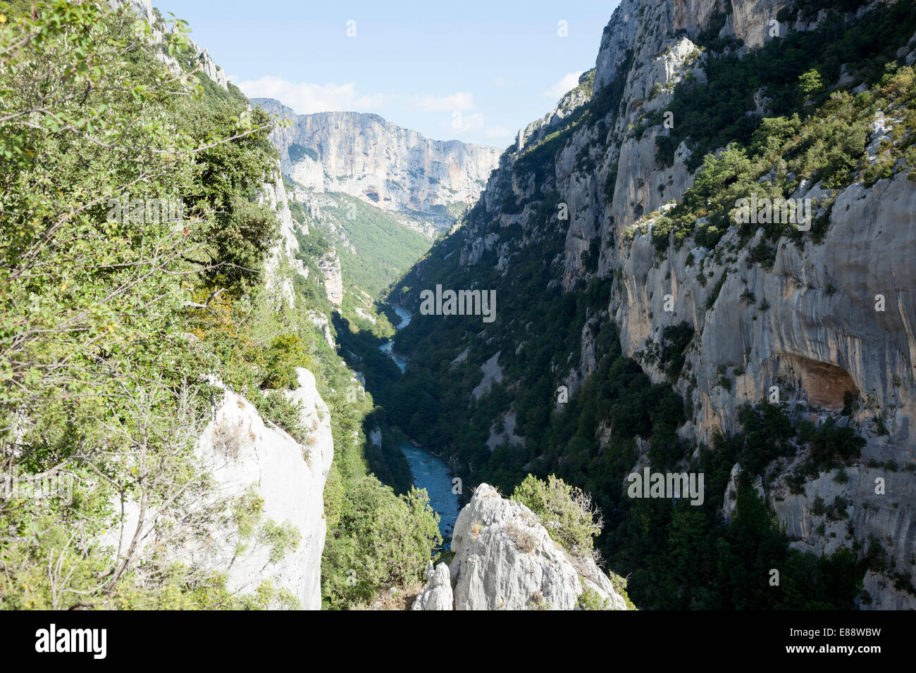 On the Martel path, in the gorges of the Verdon (France). Sur le ...