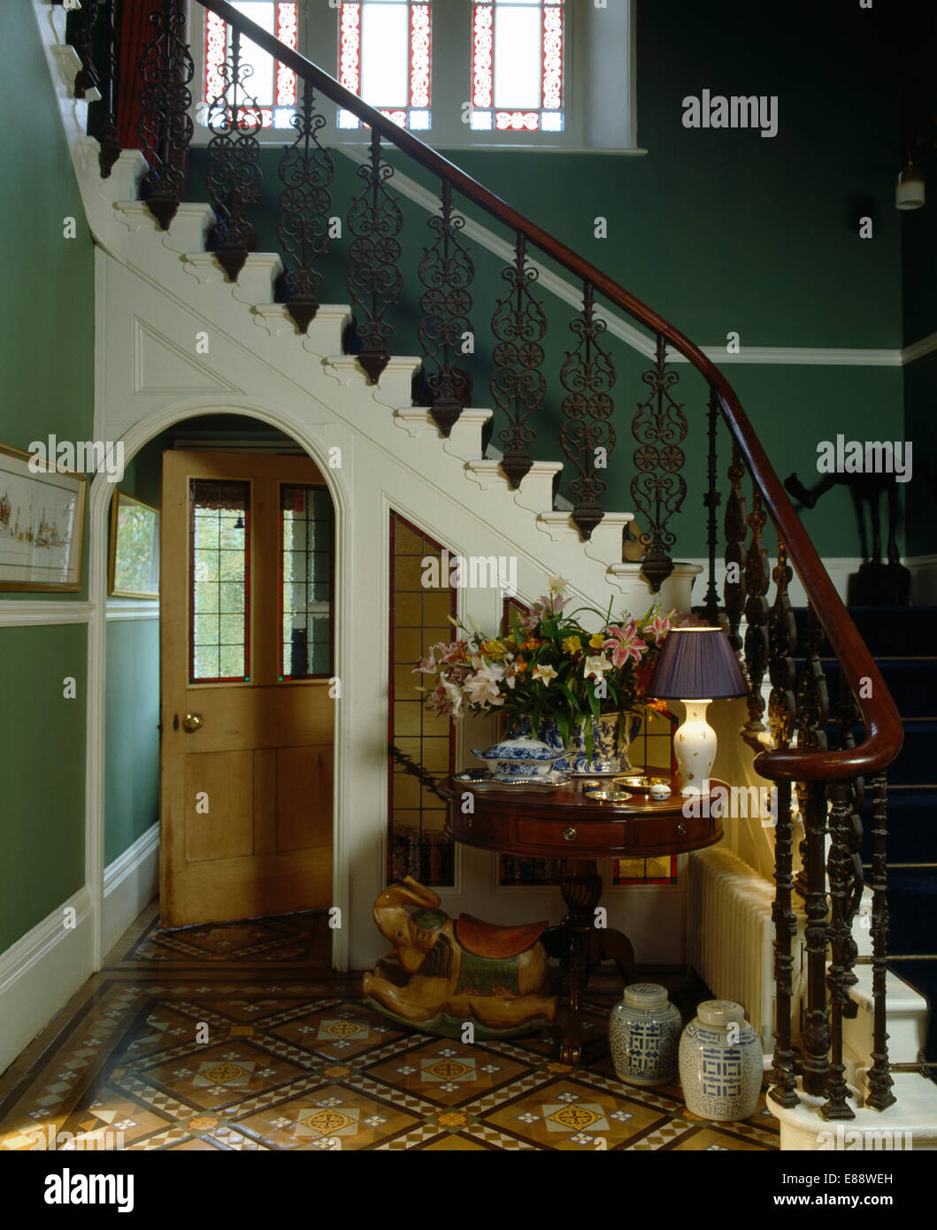 Tessellated floor hi-res stock photography and images - Alamy