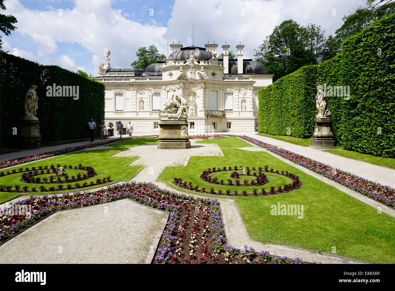 Palace of Linderhof, royal villa of King Ludwig the Second, Bavaria ...