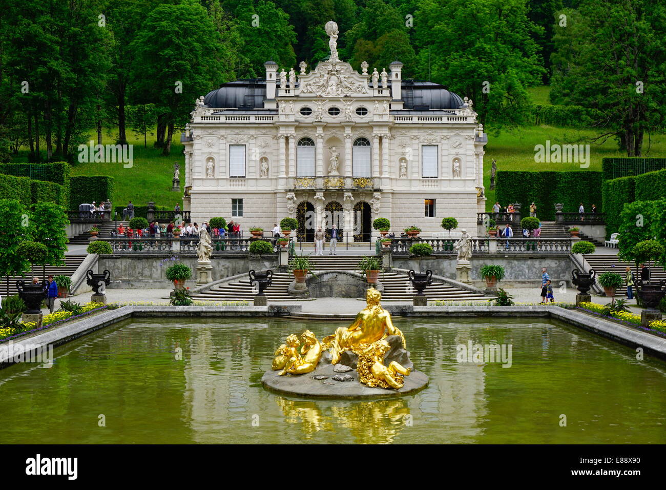 Palace of Linderhof, royal villa of King Ludwig the Second, Bavaria ...