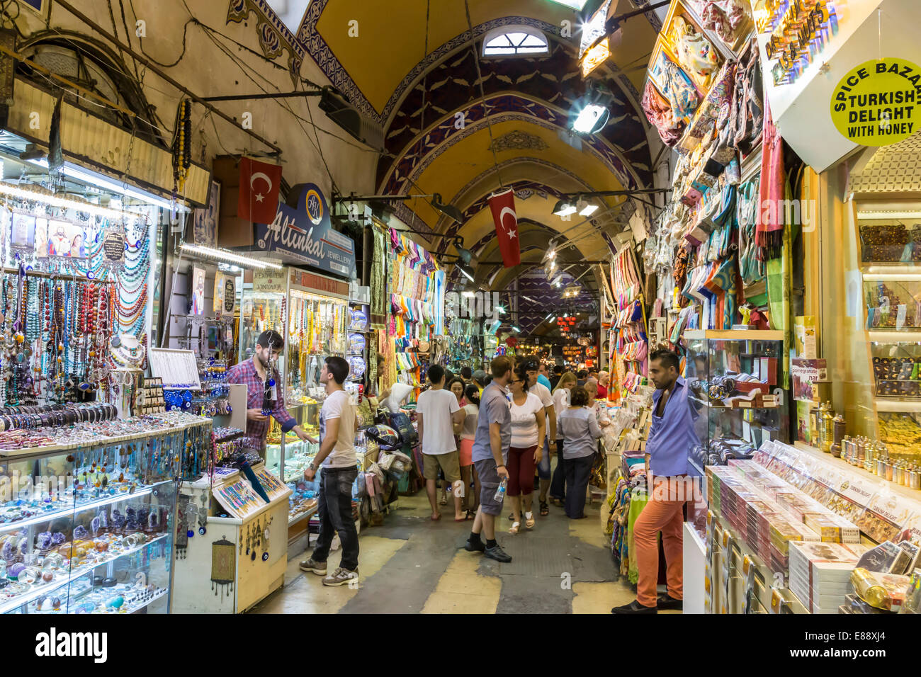 Busy street with many sellers and shoppers, Friday afternoon, Grand ...