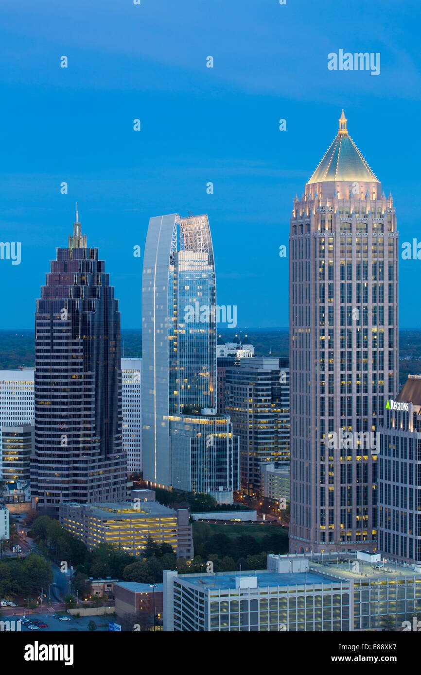 Elevated view over Interstate 85 passing the Atlanta skyline, Atlanta ...