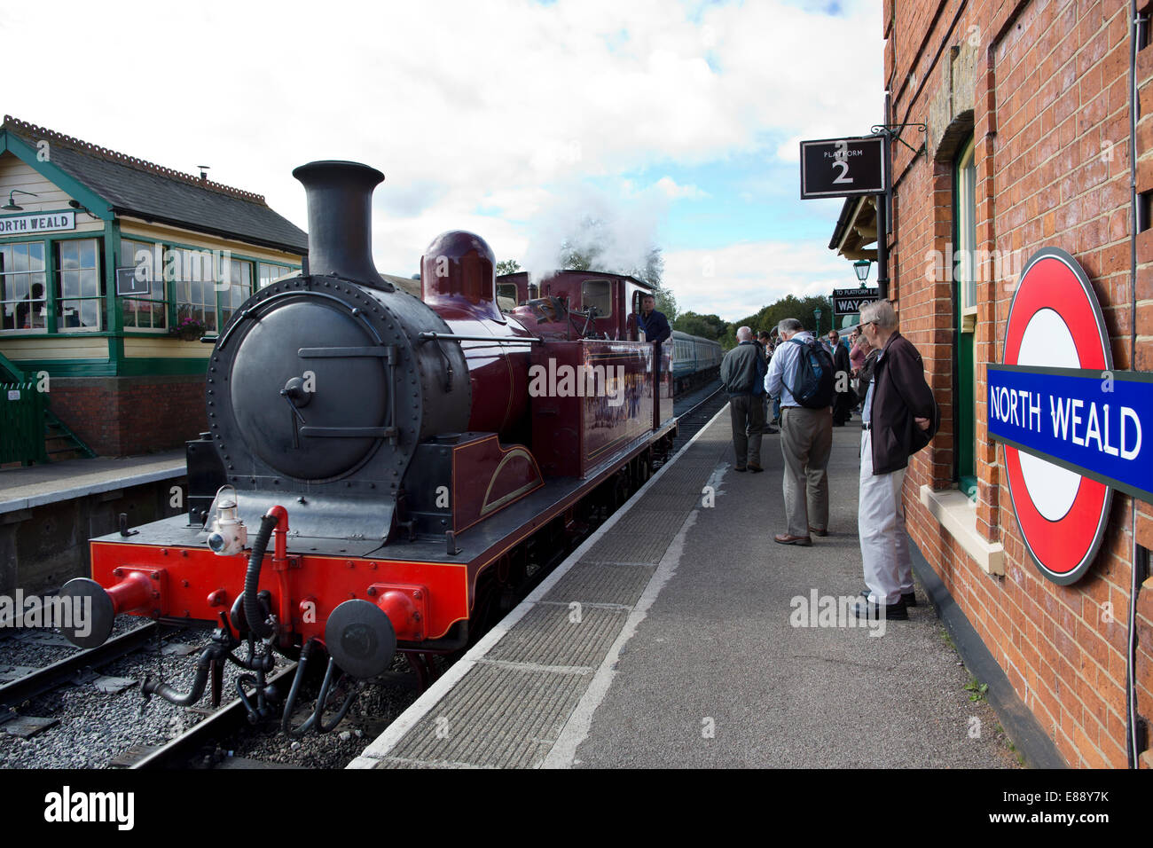 Metropolitan railway hi-res stock photography and images - Alamy