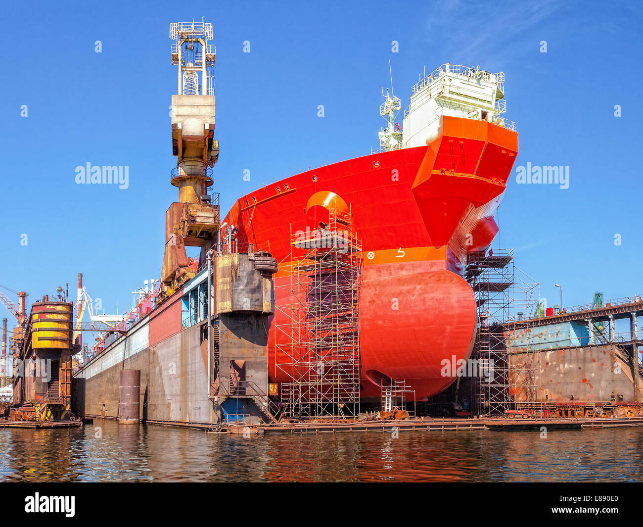 Ship bow forward on dry dock i shipyard Stock Photo - Alamy