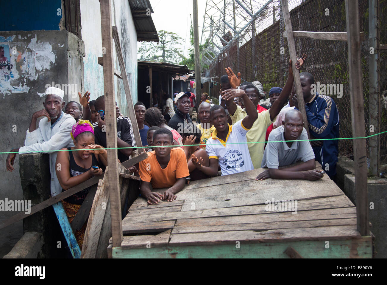 Rope forming hi-res stock photography and images - Alamy