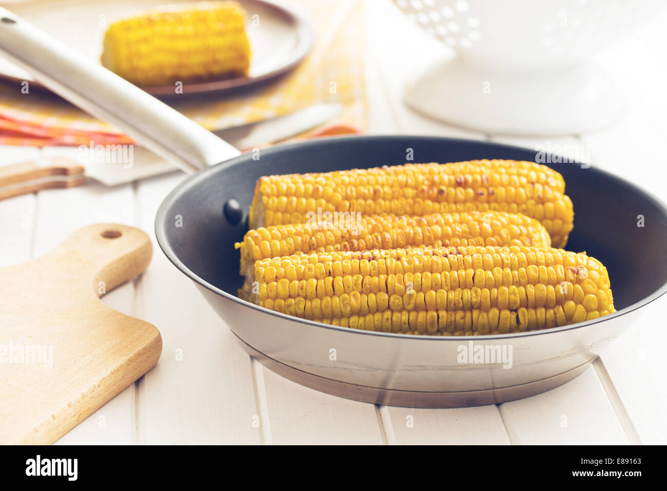 the roasted corn on pan Stock Photo - Alamy
