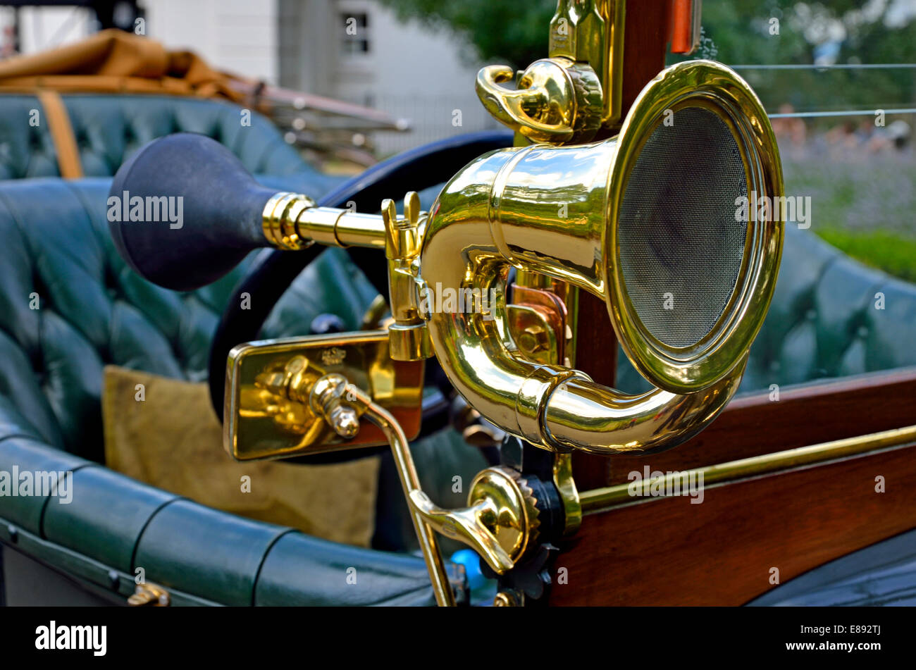1913 Sunbeam 12/16 open Tourer (HY 77) Horn Stock Photo - Alamy