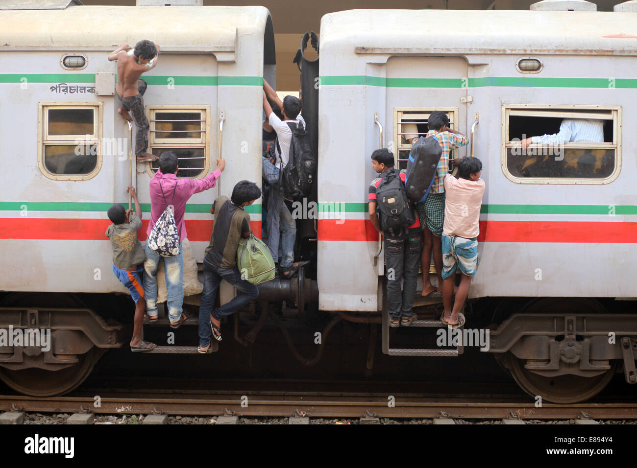 People Sitting On Roof Train High Resolution Stock Photography and ...