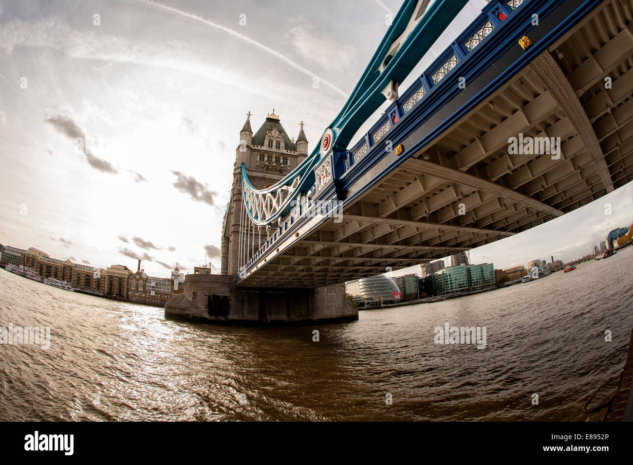 Underside shot hi-res stock photography and images - Alamy