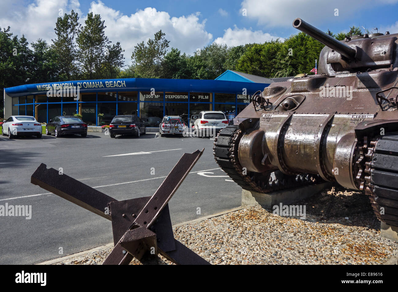 American tank in front of the Musée Mémorial d'Omaha Beach, WW2 museum ...