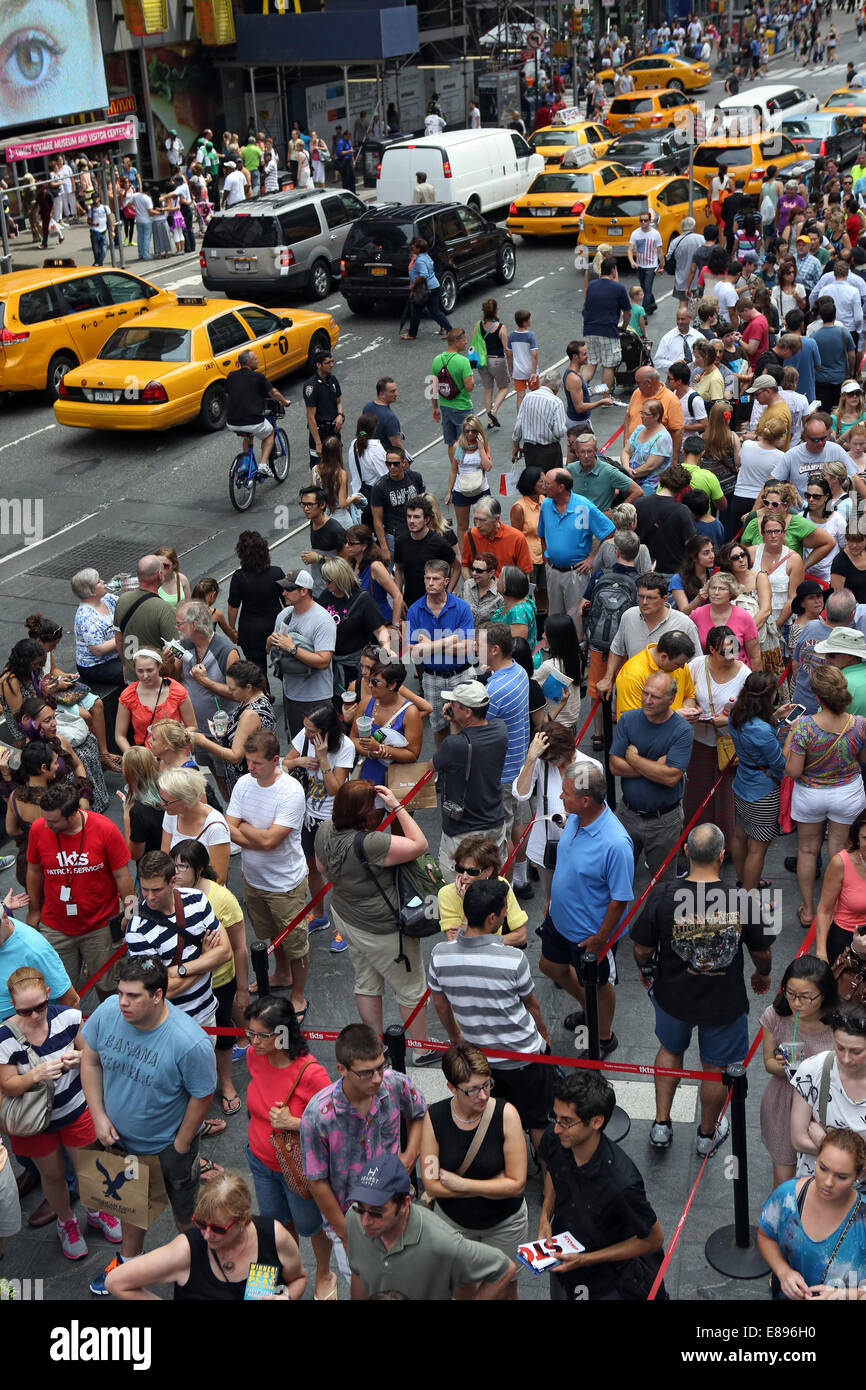 New York, United States, people standing in a queue Stock Photo - Alamy