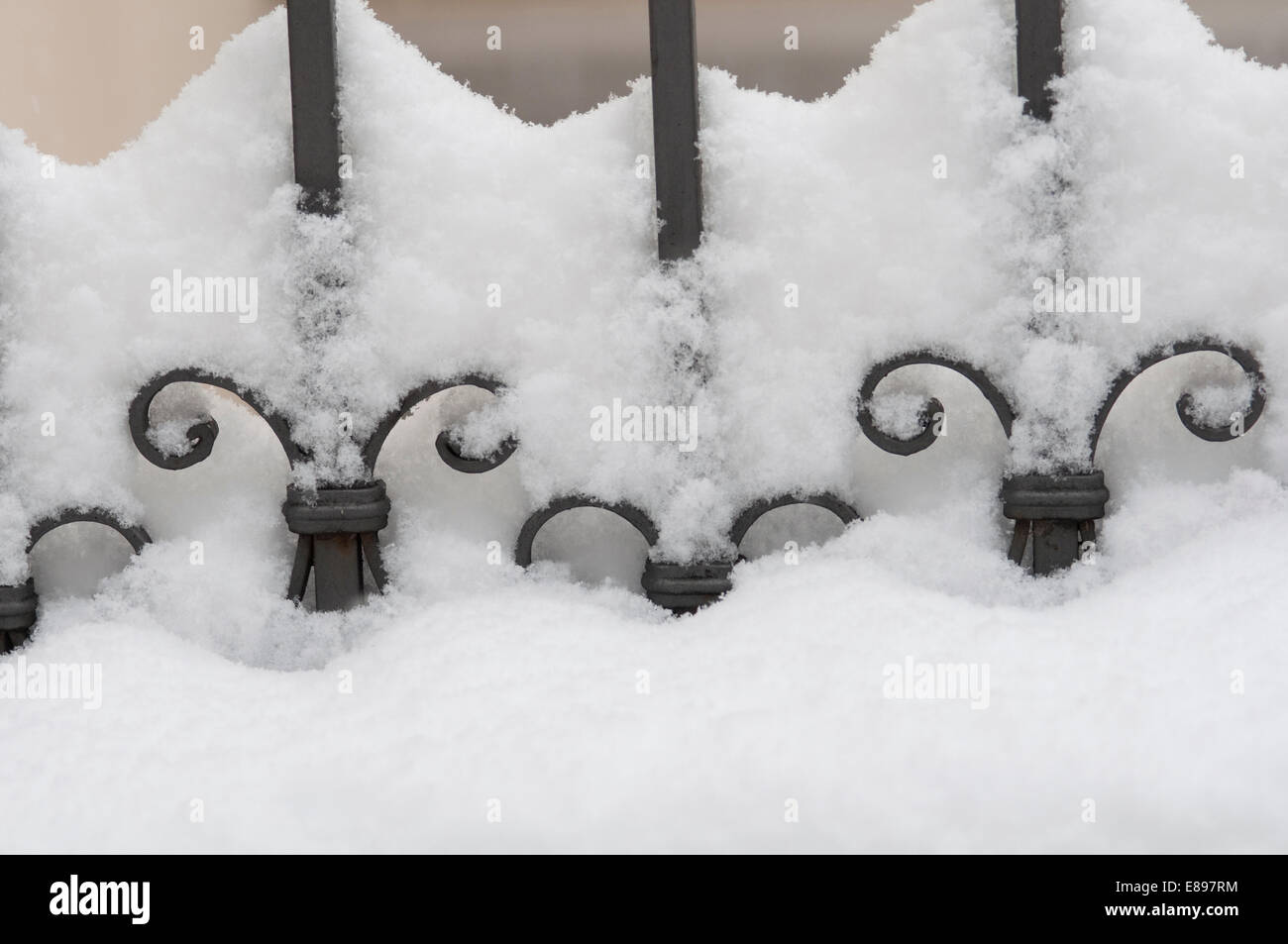 Heavy iron gate hi-res stock photography and images - Alamy