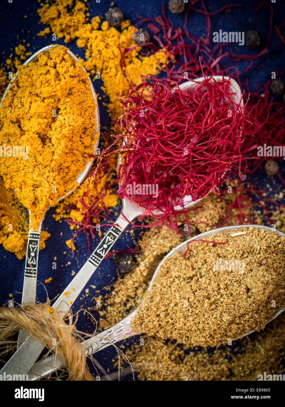 Saffron and turmeric powder hi-res stock photography and images - Alamy