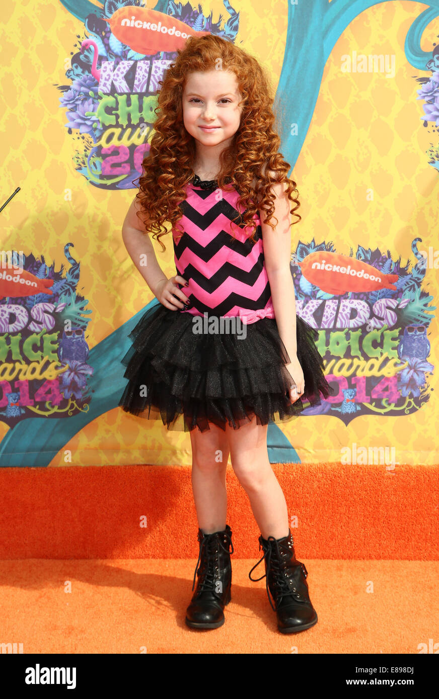 Francesca capaldi kids choice awards hi-res stock photography and ...
