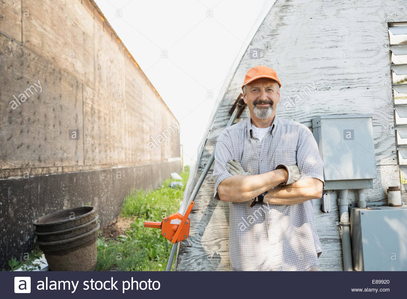 Worker outdoors hi-res stock photography and images - Alamy