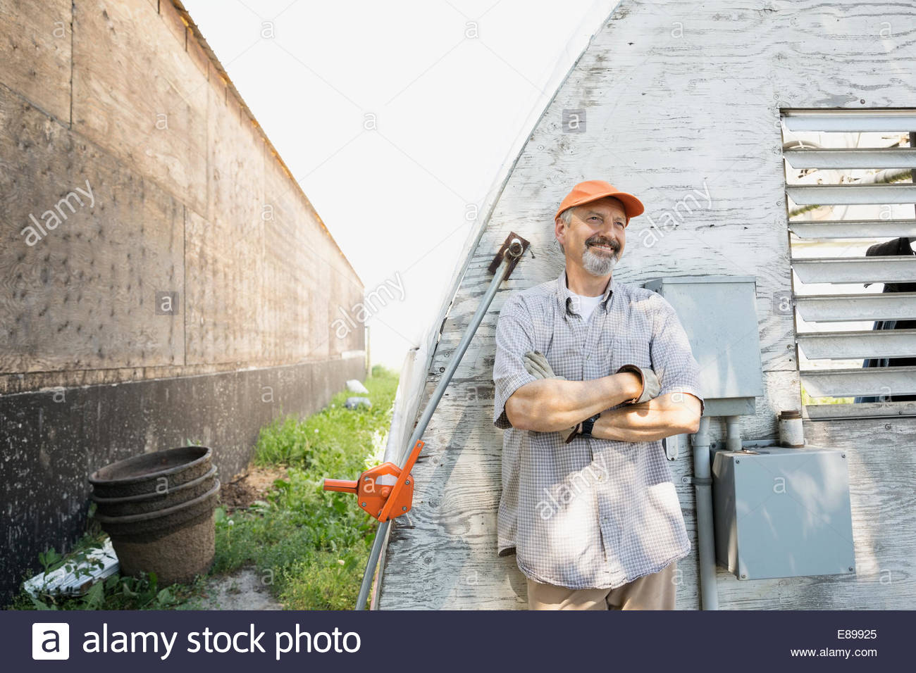 Worker outdoors hi-res stock photography and images - Alamy