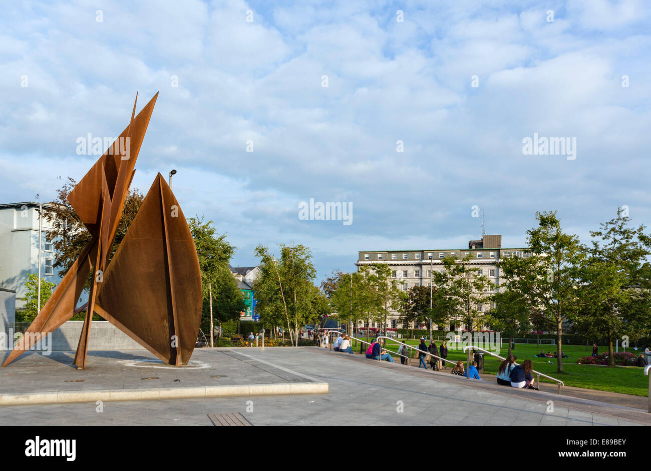 Galway sculpture eyre square galway hi-res stock photography and images ...