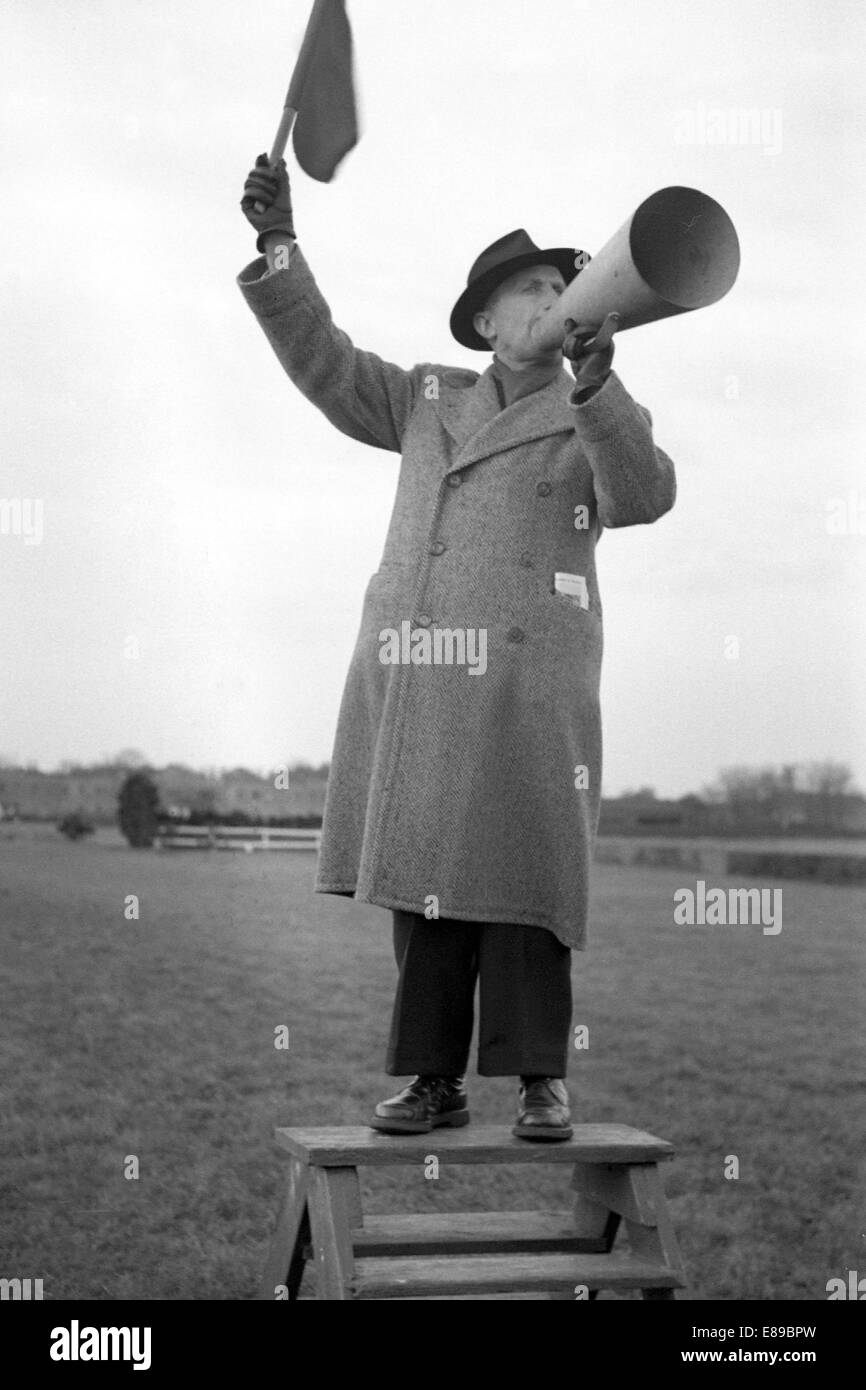 Bullhorn megaphone white black Black and White Stock Photos & Images ...