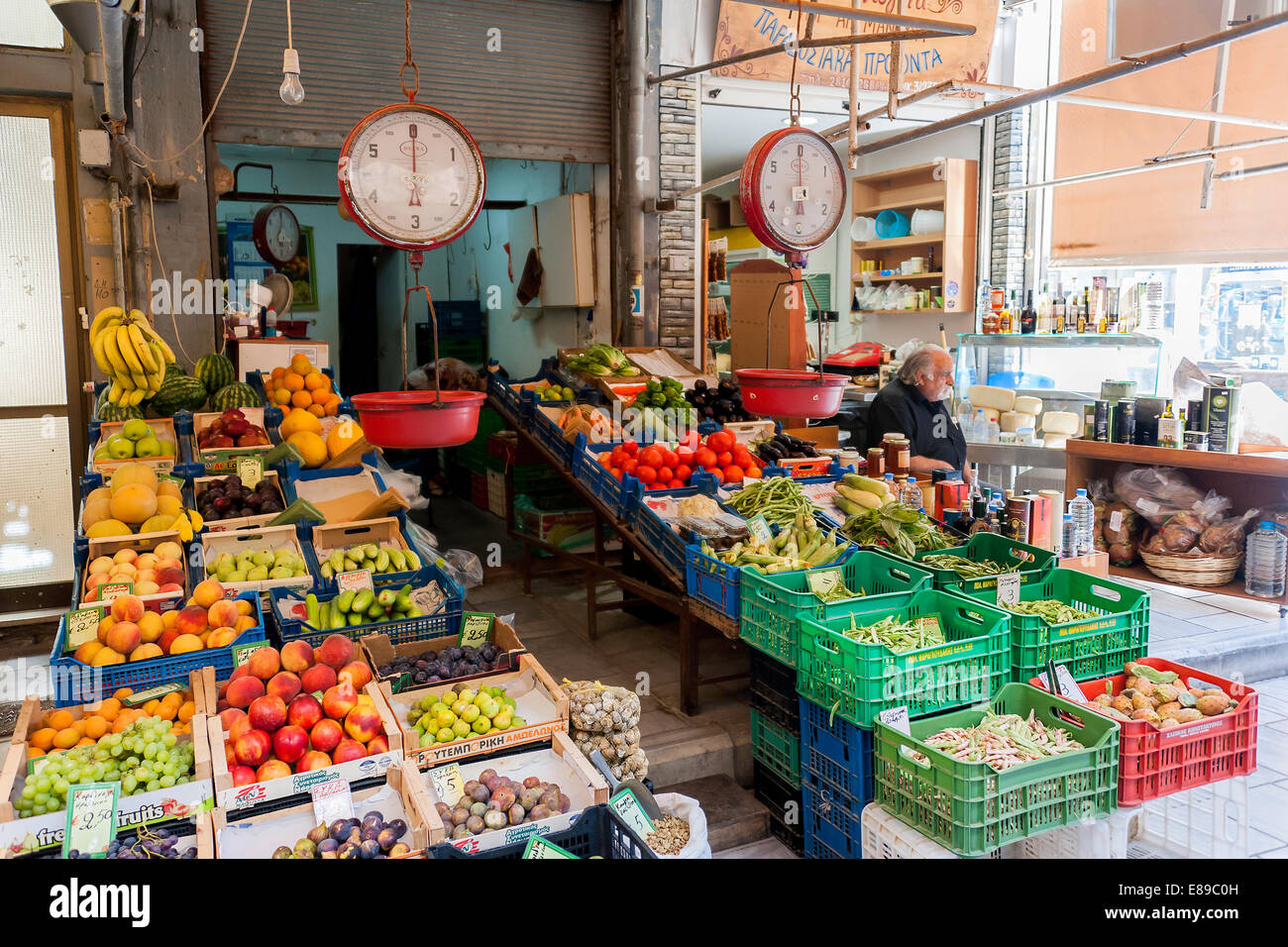 Heraklion market hi-res stock photography and images - Alamy