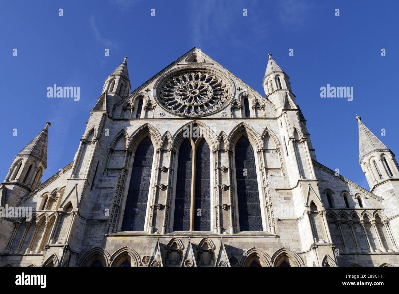 York minster rose window hi-res stock photography and images - Alamy