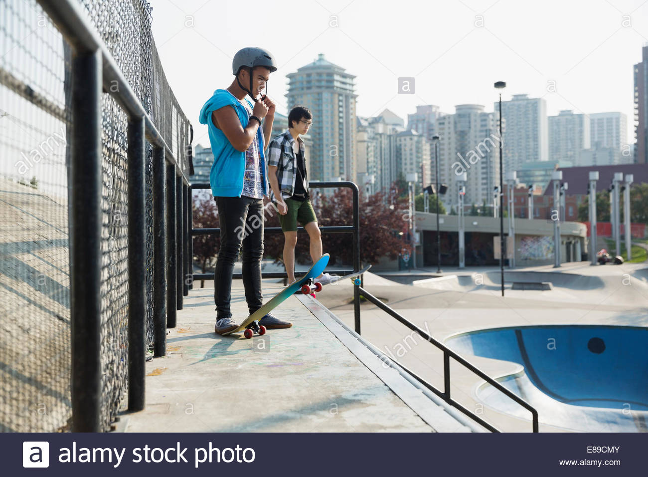 Two teenager boys skateboard hi-res stock photography and images - Alamy