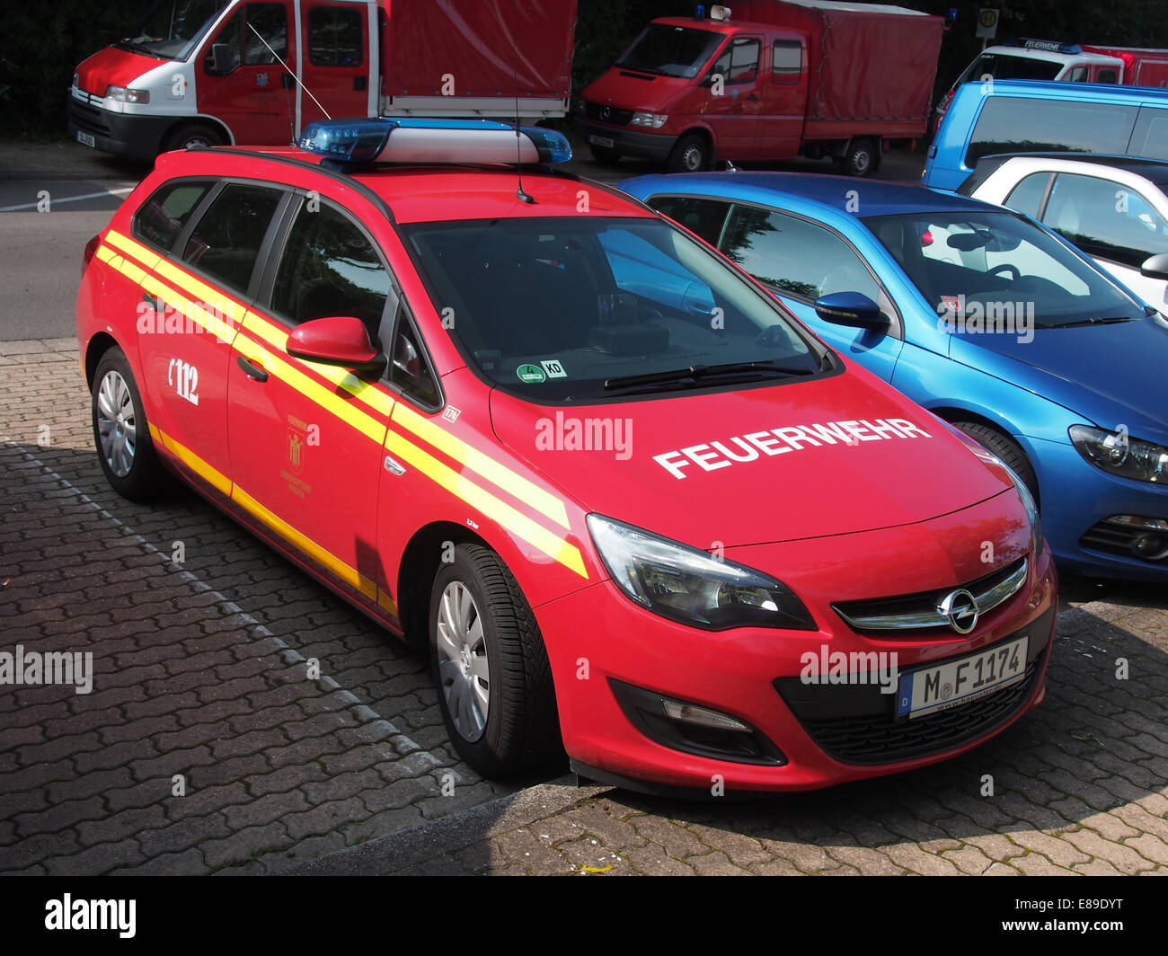 174 red hi-res stock photography and images - Alamy