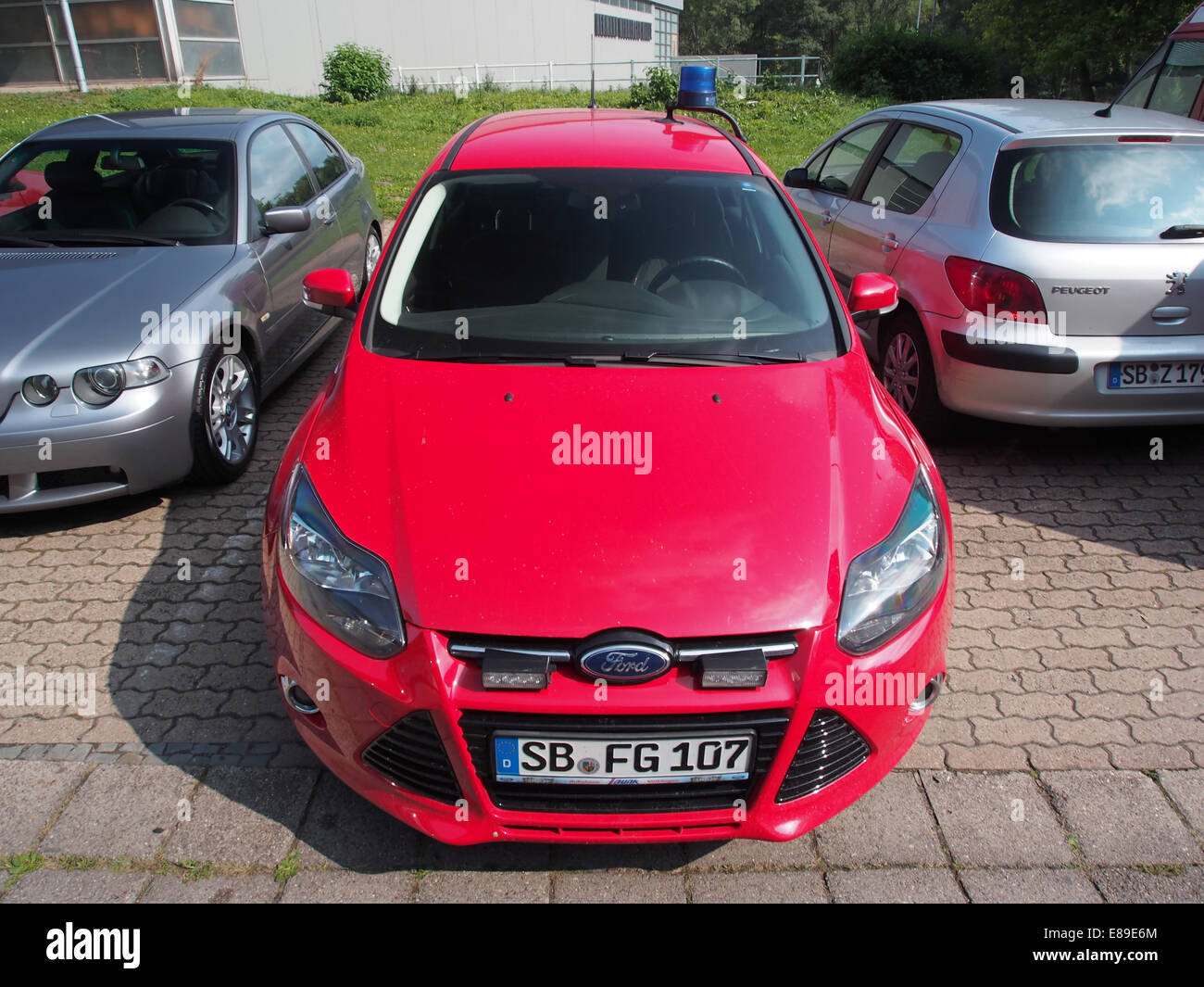 A Ford Feuerwehr fire engine from Saarbrücken, participating in the ...