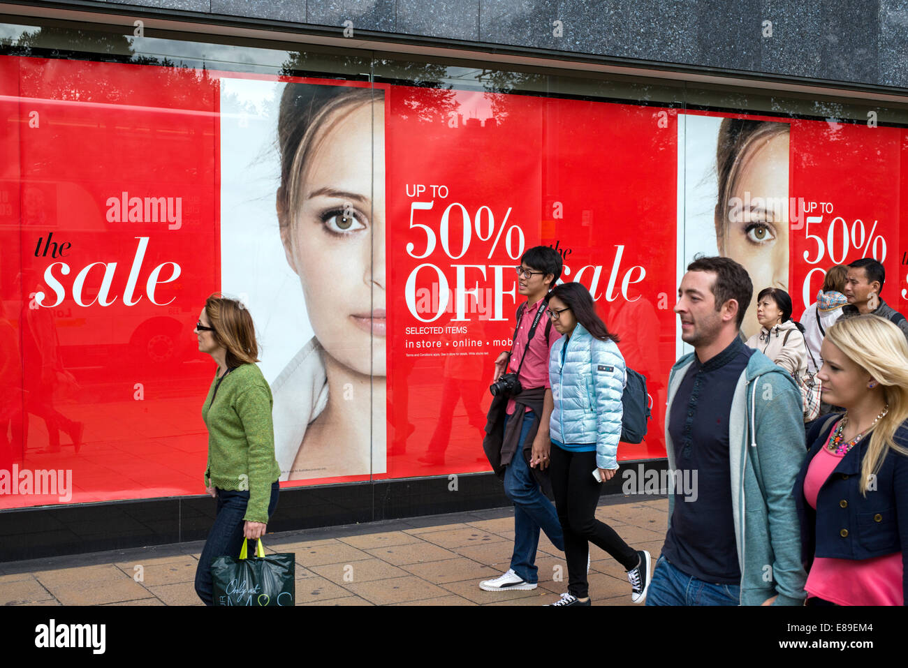 Walking marks hi-res stock photography and images - Alamy