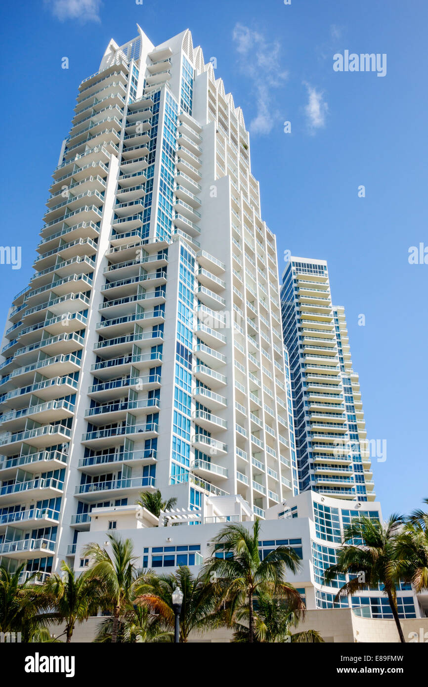 Skyscrapers continuum on south beach hi-res stock photography and ...