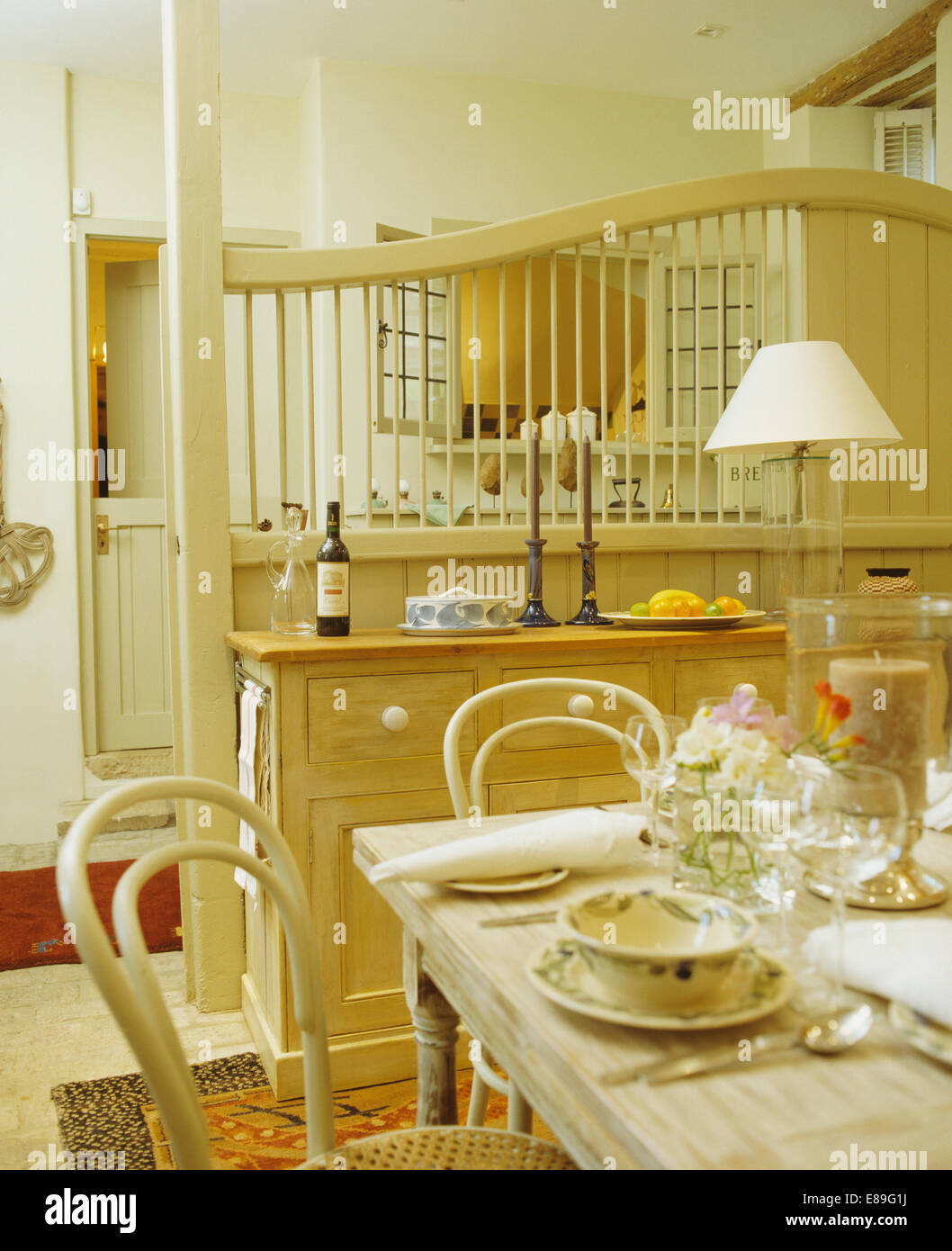 Small country kitchens domestic hi-res stock photography and images - Alamy