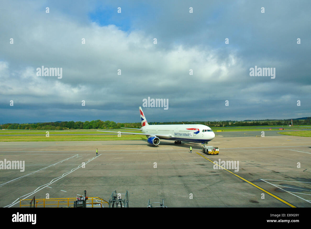 British Airways passenger plane Edinburgh Scotland Stock Photo - Alamy