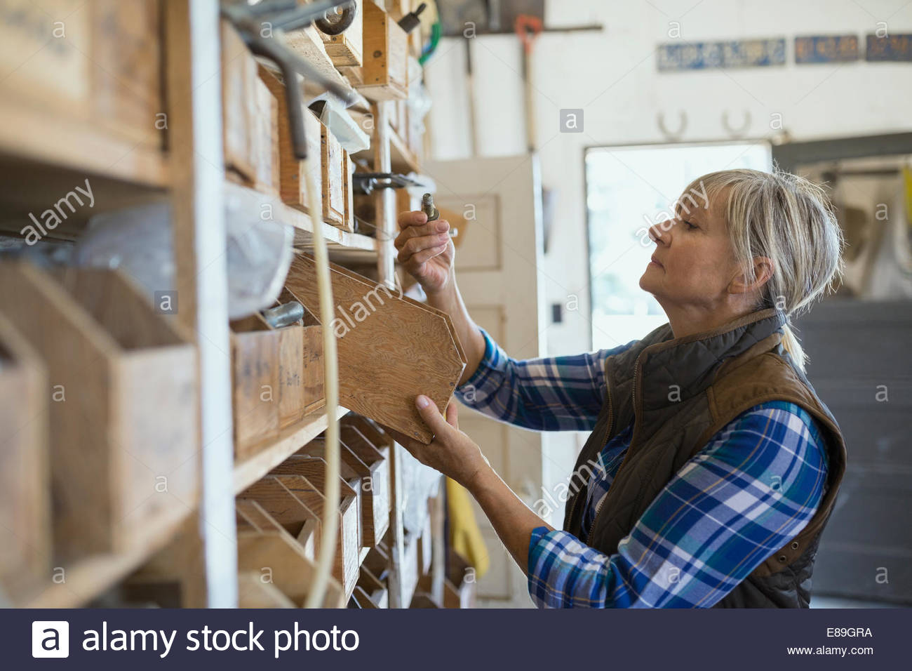 Woman make up bin hi-res stock photography and images - Alamy
