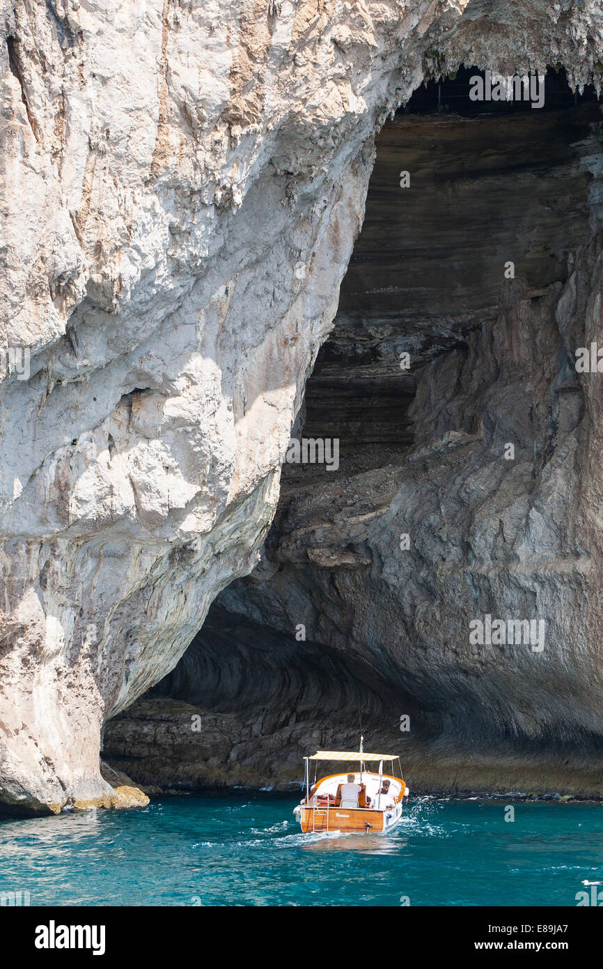 The white cave hi-res stock photography and images - Alamy