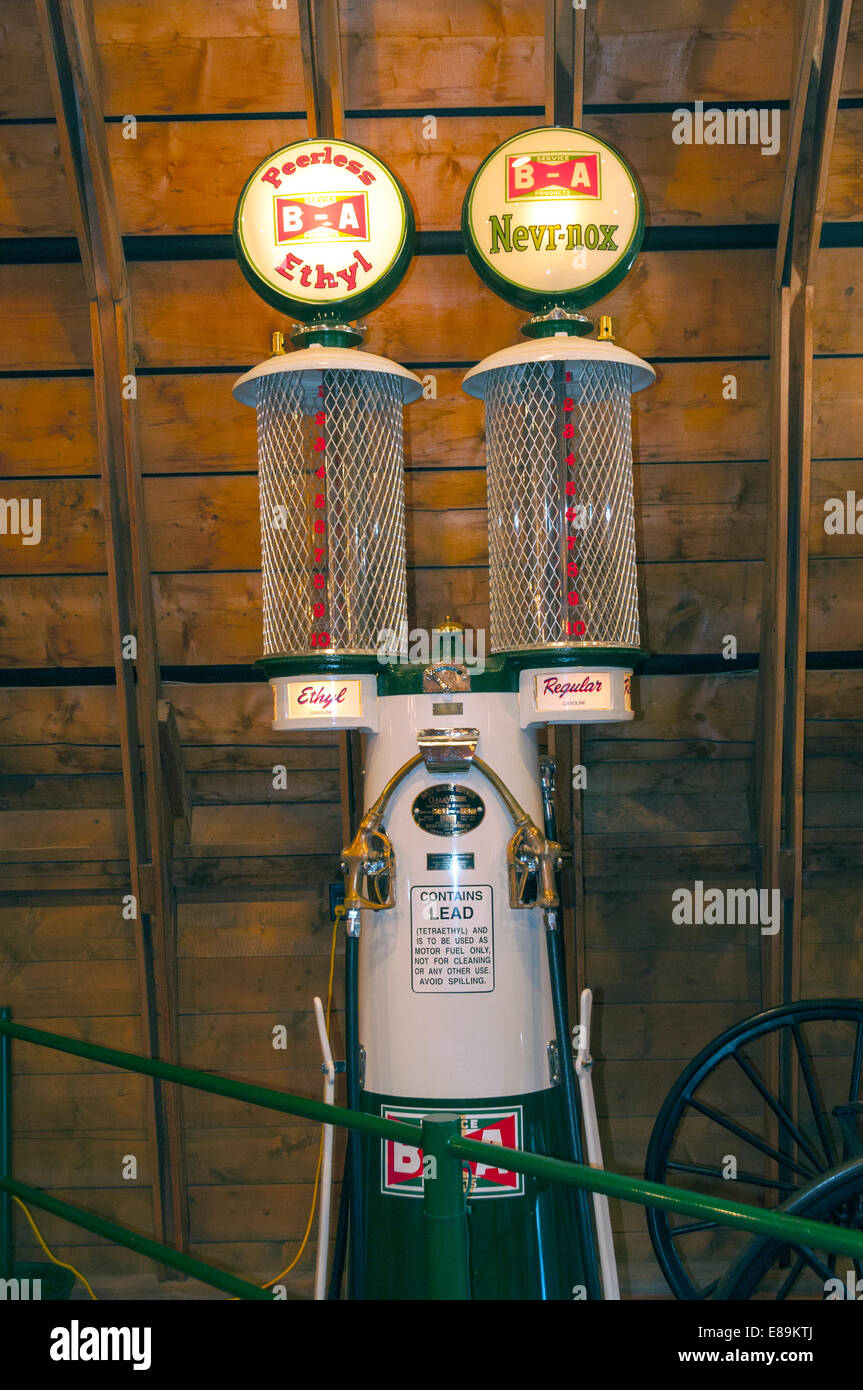 Historical gasoline pump hi-res stock photography and images - Alamy