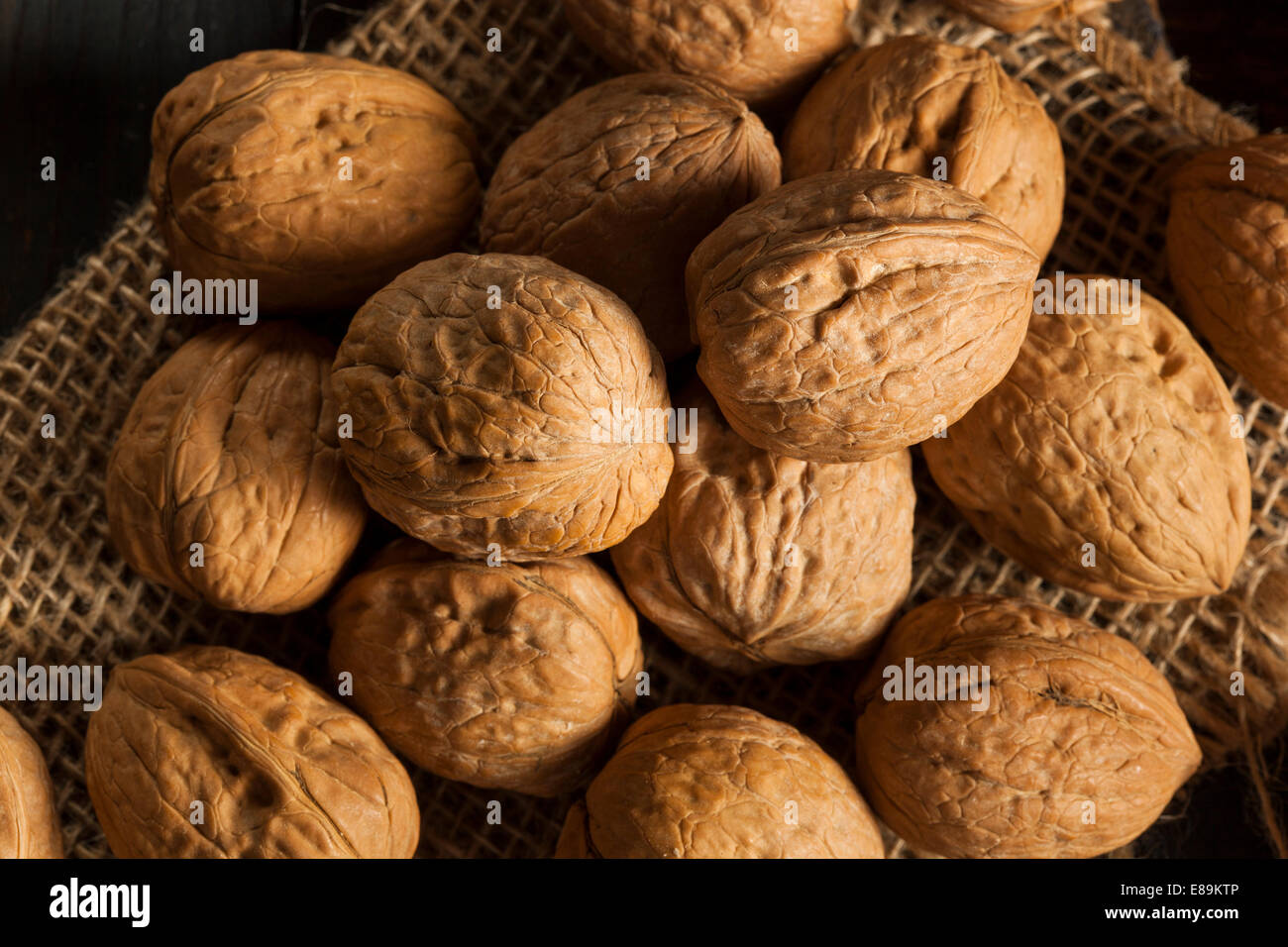 Walnuts food hi-res stock photography and images - Alamy