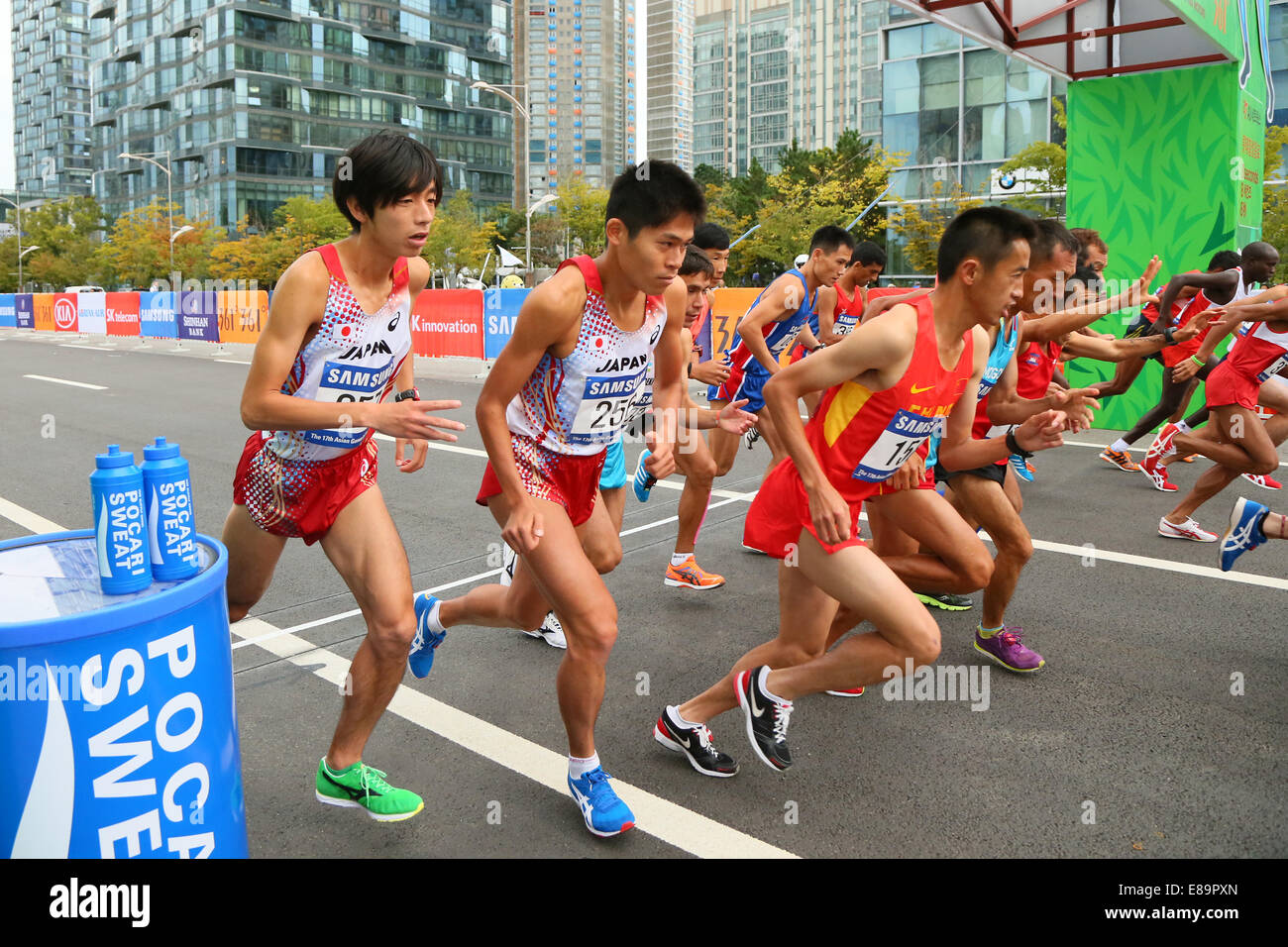 Incheon, South Korea. 3rd Oct, 2014. (L to R) Kohei Matsumura, Yuki ...