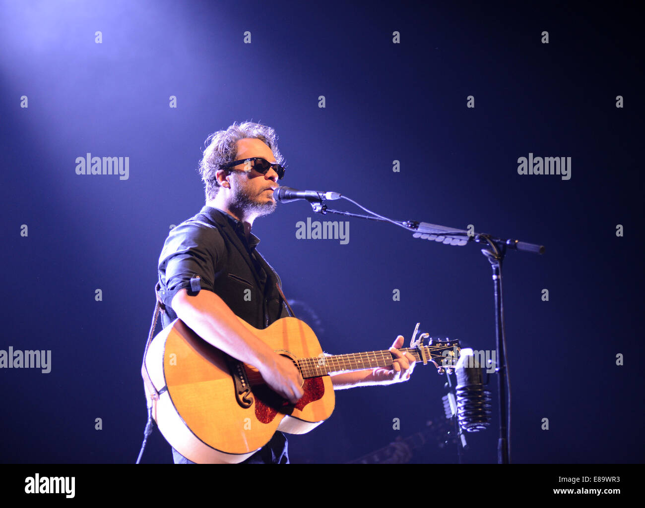 Virginia Beach, Virginia, USA. 1st Oct, 2014. Singer songwriter AMOS ...