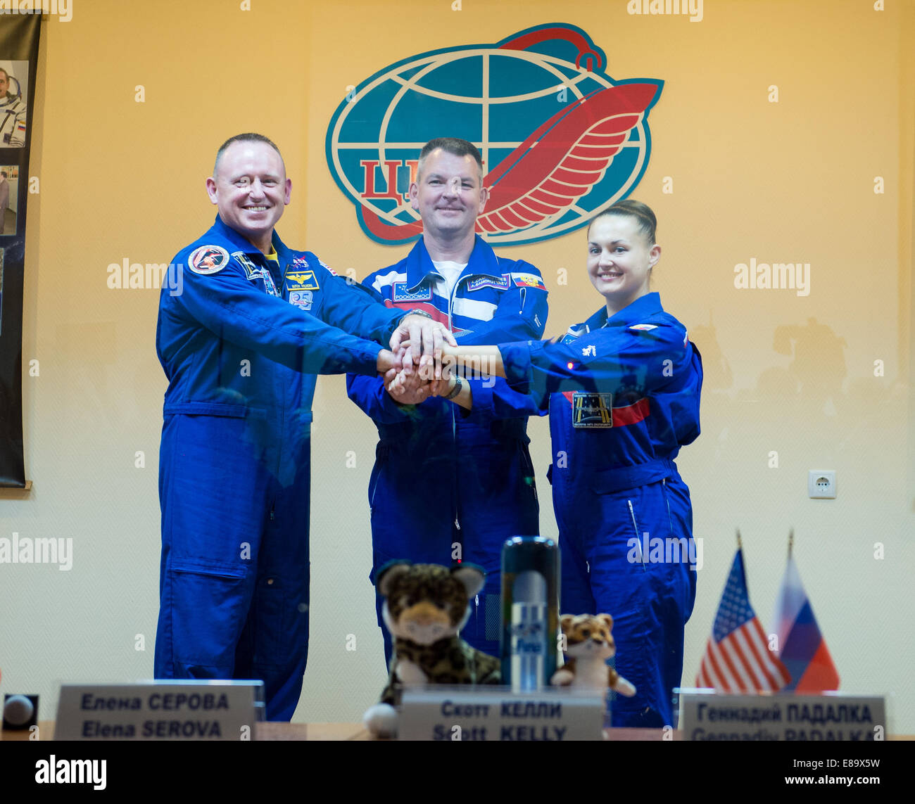 The Expedition 41 crew, including NASA astronaut Barry Wilmore and ...