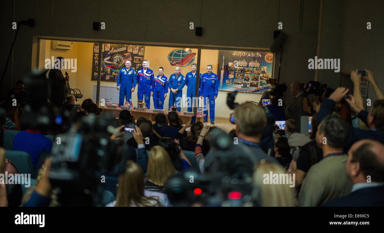 Expedition 41 crew members, including NASA astronaut Barry Wilmore and ...